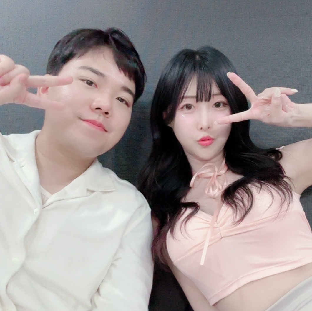 YXL / YB - 안녕하세요 !!>ㅁ