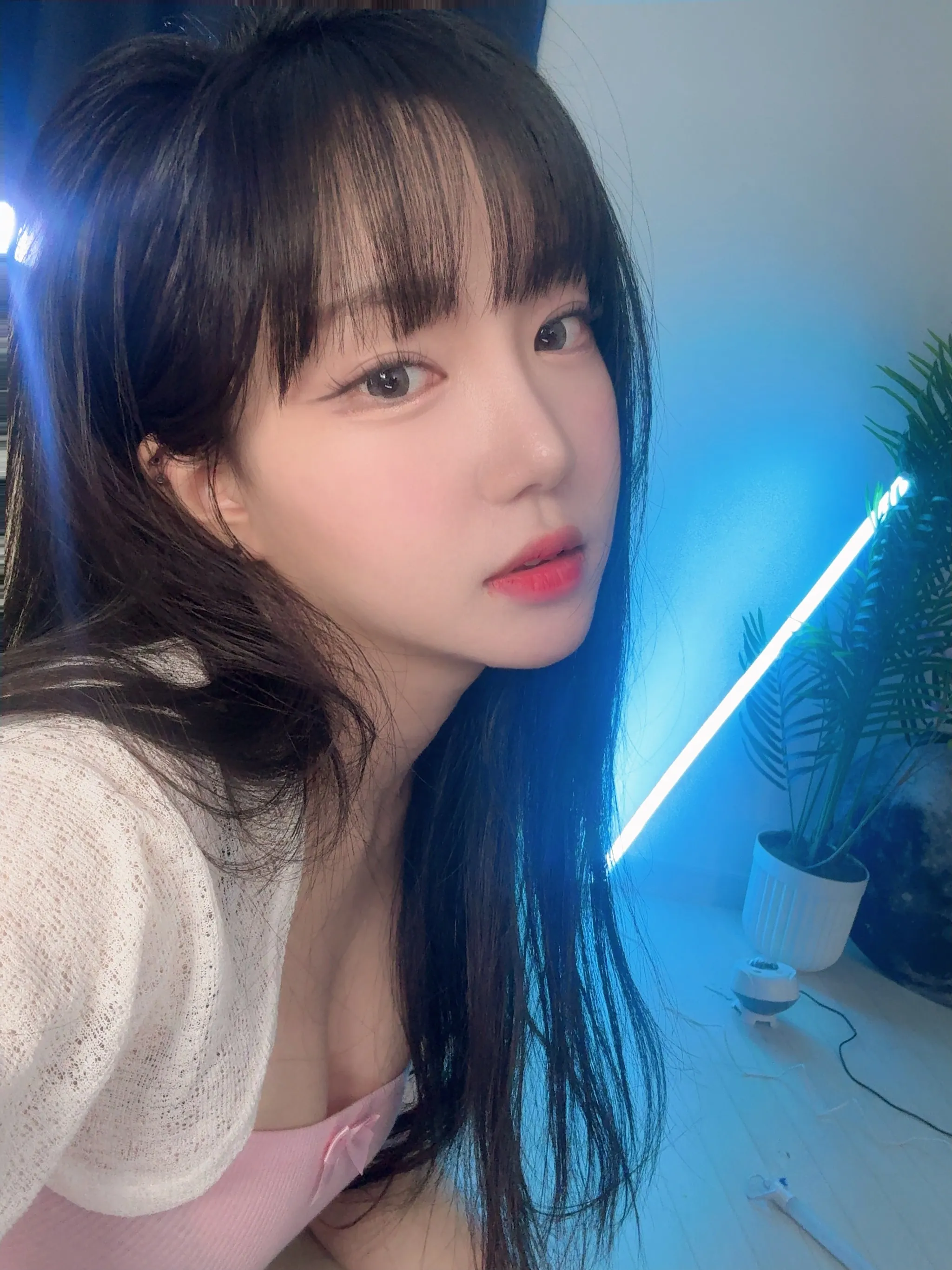 YXL / YB - 안녕하세요 >___