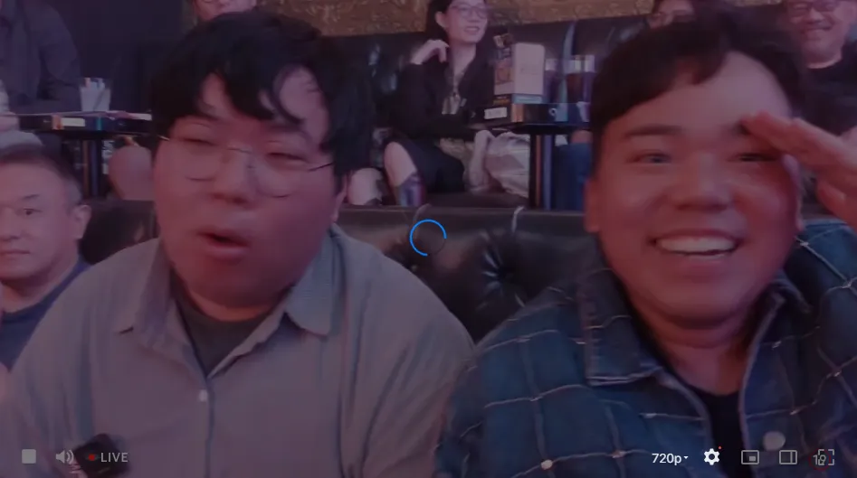 YXL / YB - 비키니 바 입장.. 방송 펑되는 순간 캡처