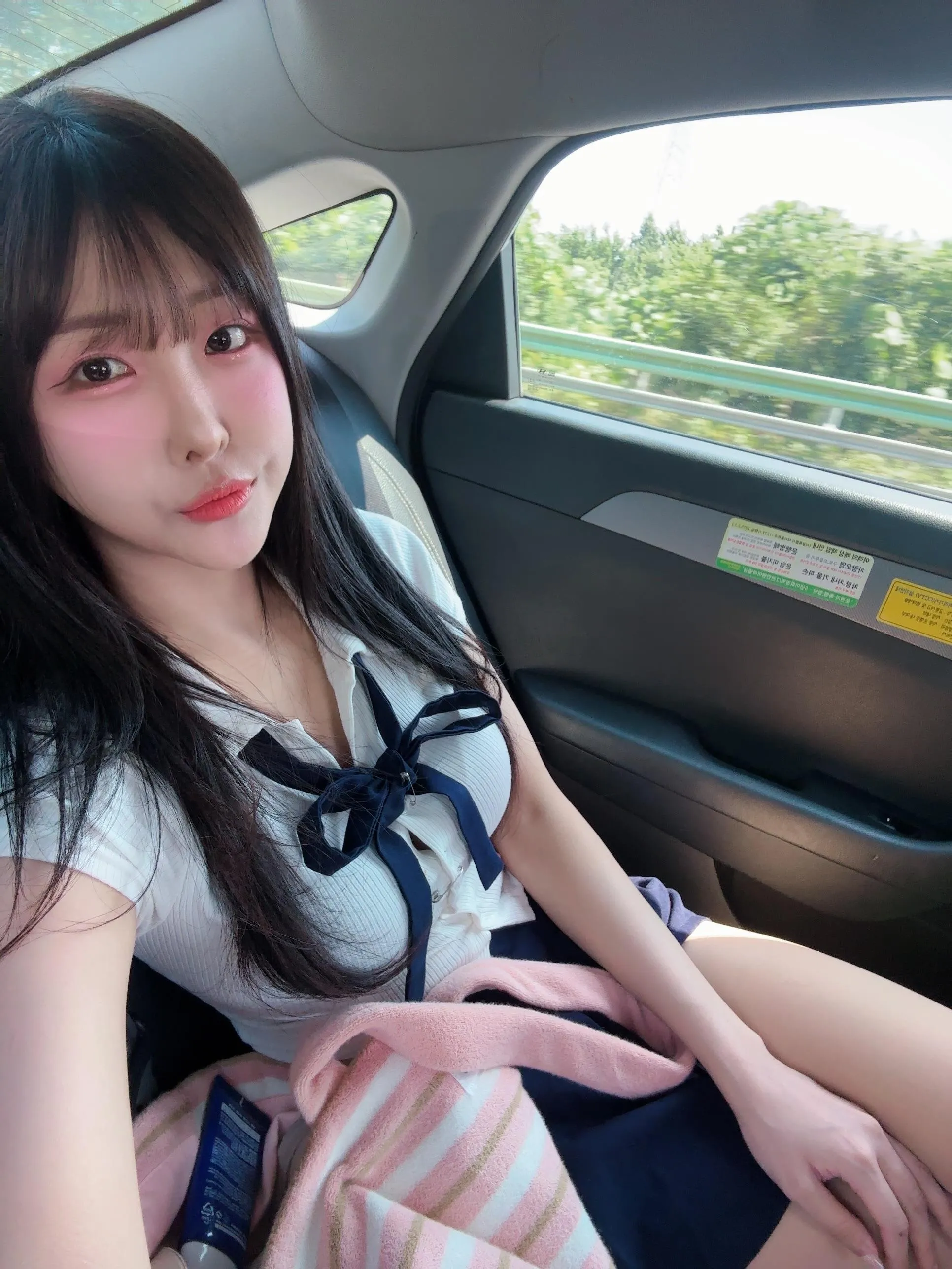 YXL / YB - 소다는 권은비♥