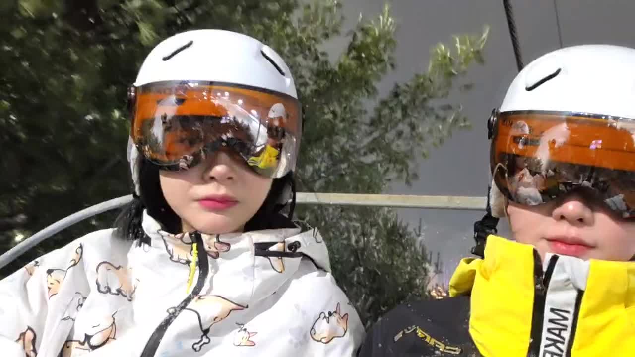 YXL / YB - 리프트 타고 땅,하늘 감상하는 하랑이